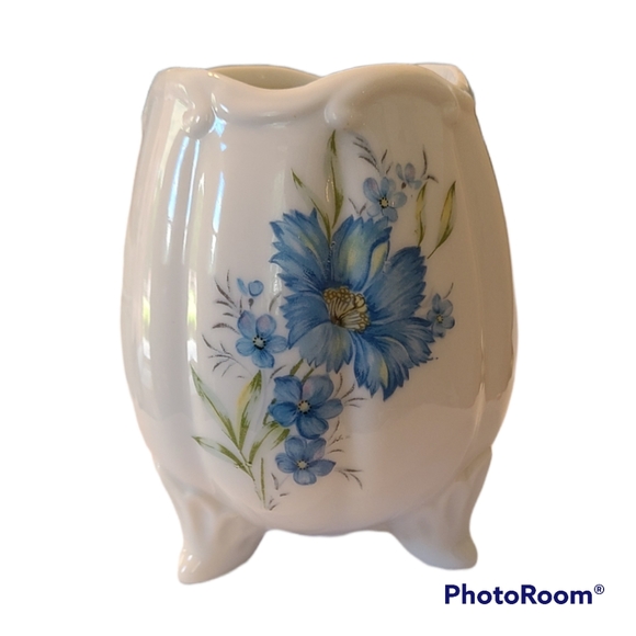 Inarco | Accents | Vintage Inarco Vase With Blue Floral Flower | Poshmark